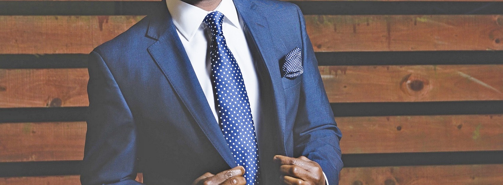 Ako zaviazať kravatu - TRAVEL BLOG