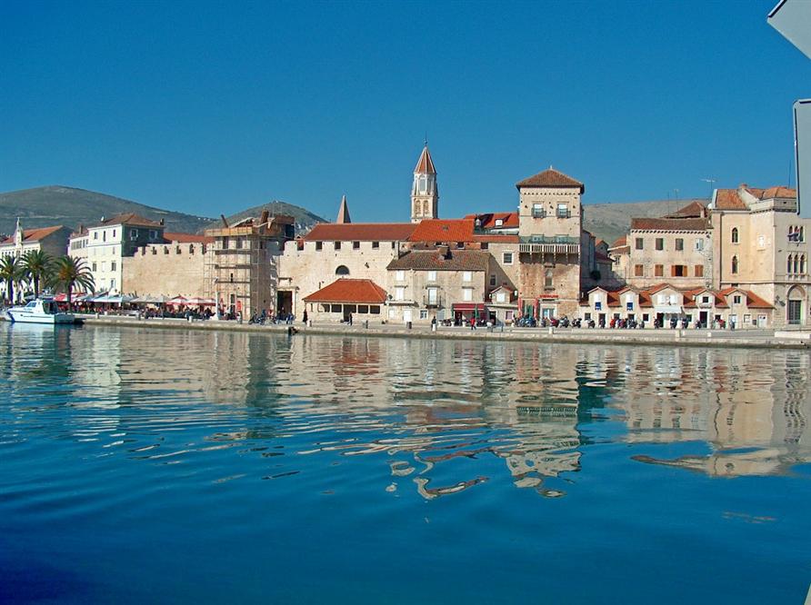 Trogir - tourist guide