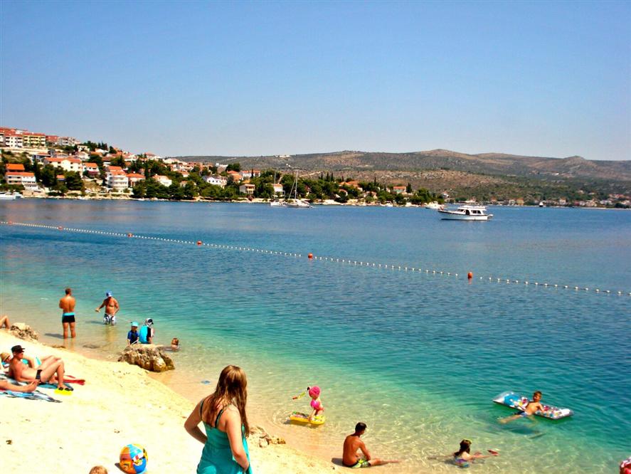 Rogoznica - tourist guide