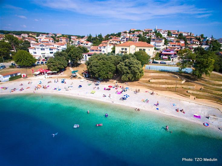 Beach Pješčana uvala Medulin - Tourist destination info - Beach ...